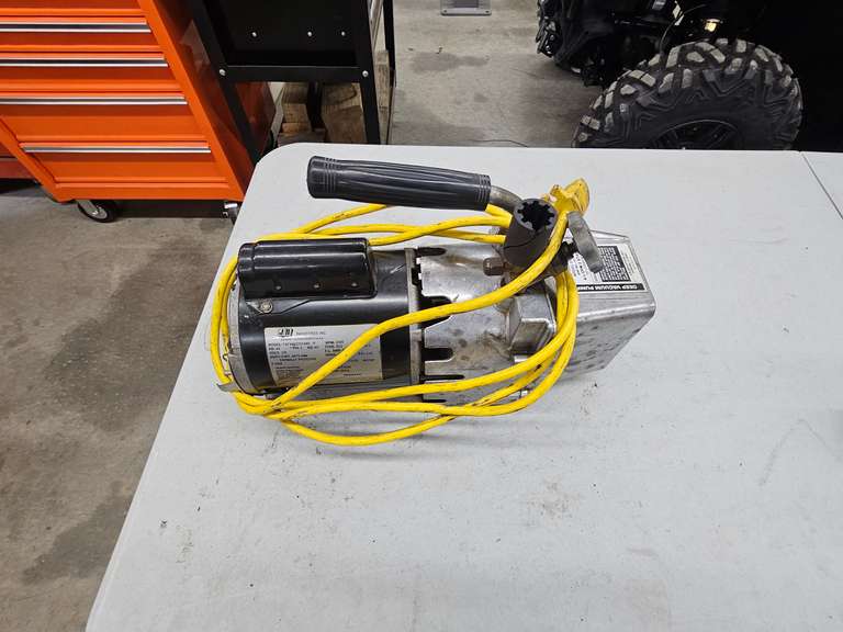 Fast Vac Deep Vacuum Pump - Gavel Roads Online Auctions