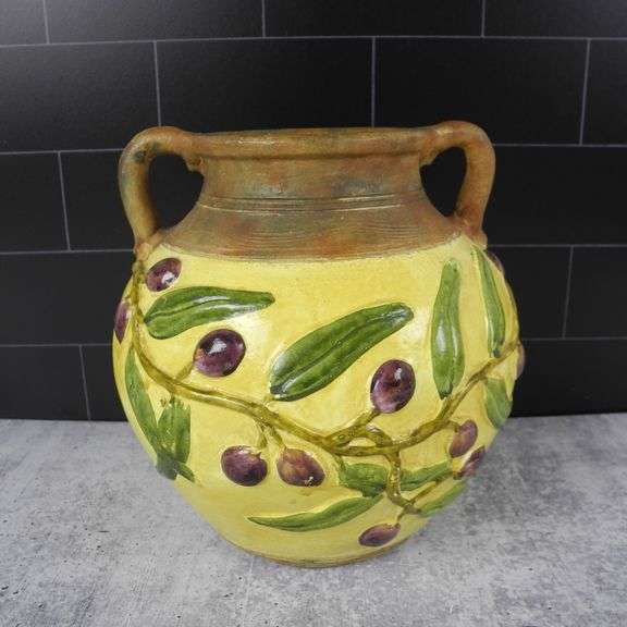 Pottery 2 Handled Jug / Urn - GC5 Auctions