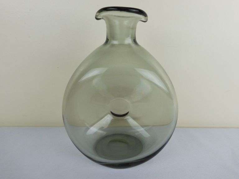 Unique Glass Bottle - GC5 Auctions