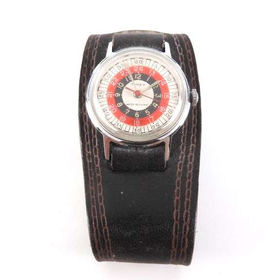 Vintage 1973 Timex "Bullseye" Watch on Leather Band - Runs - GC5 Auctions