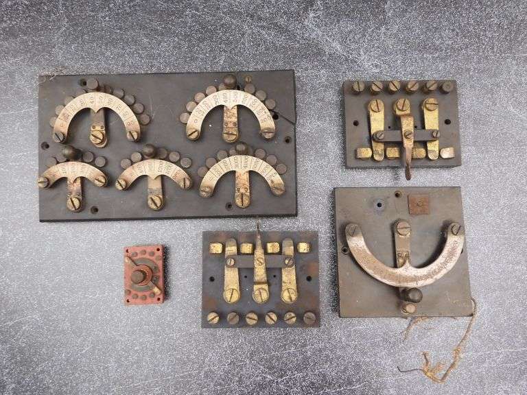 Collection of Vintage Switches - GC5 Auctions