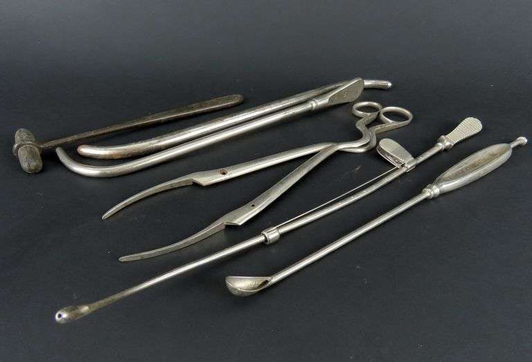 Collection of Antique Surgical Tools - GC5 Auctions