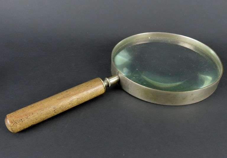 Large Vintage Magnifying Glass with Wooden Handle - GC5 Auctions