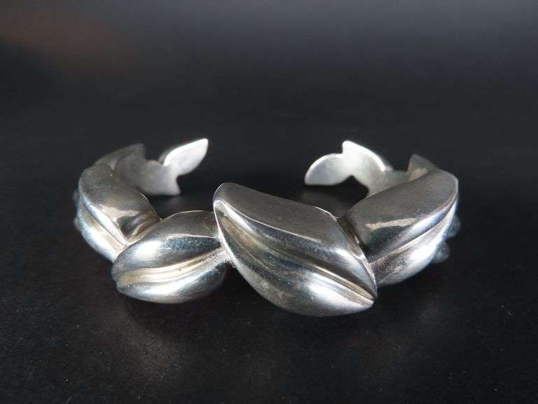 Beautiful Zina .925 Sterling Silver Cuff Bracelet - 51.1g - GC5 Auctions