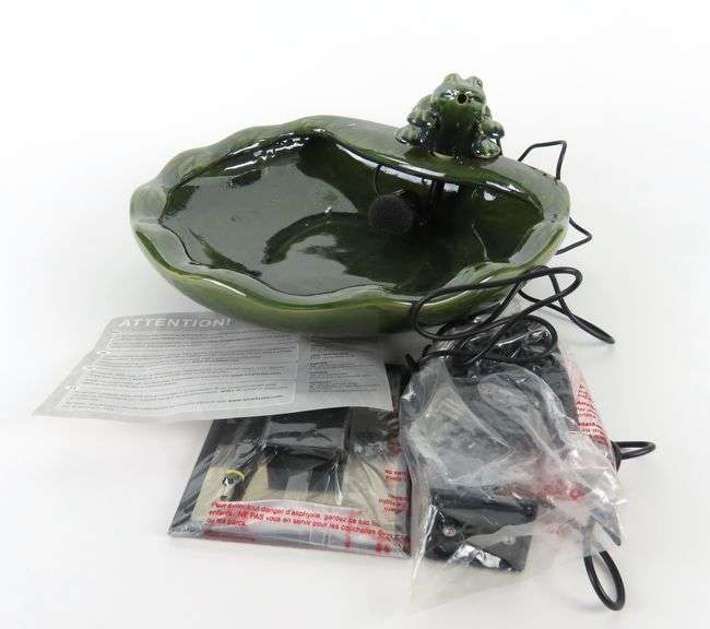 New Solar Powered Ceramic Frog Fountain - GC5 Auctions