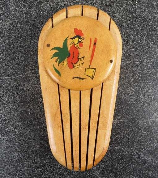 Vintage Wooden Rooster Knife Holder - GC5 Auctions