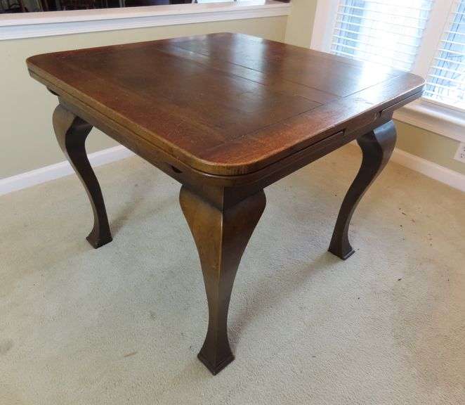 Antique Oak Table with Pull Out Leaves - GC5 Auctions