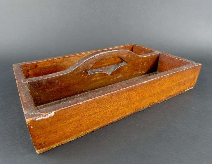 Vintage Wooden Caddy with Handle - GC5 Auctions