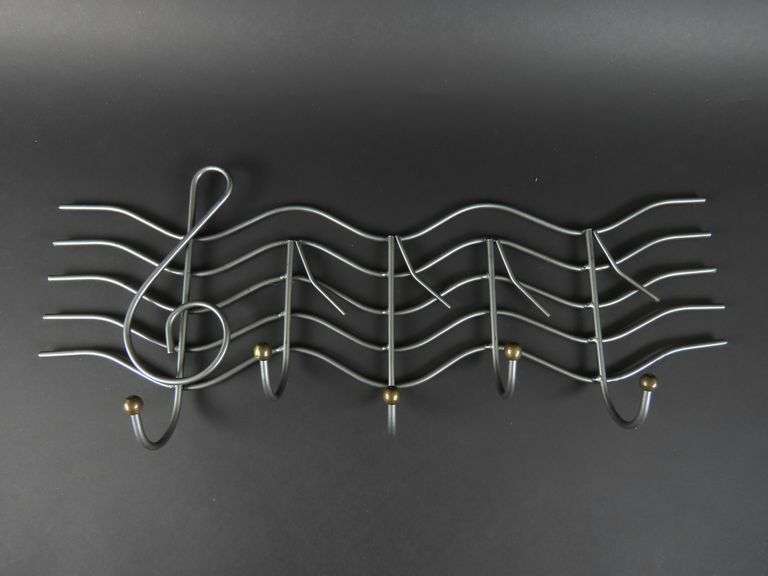 Hanging Metal Music Note Wall Hooks - GC5 Auctions