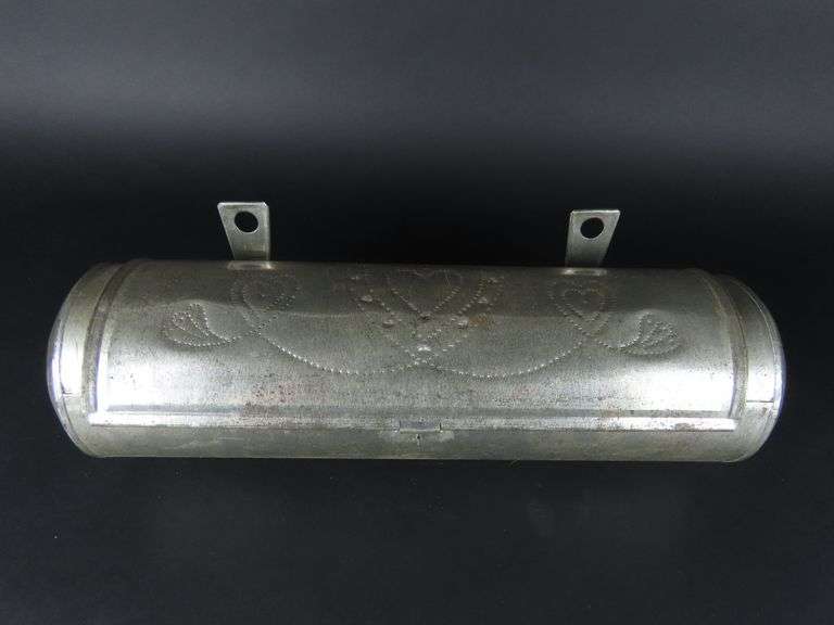 Hanging Metal Tube Mailbox - GC5 Auctions