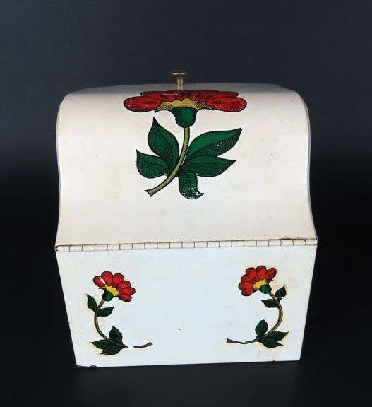 Vintage Metal Wall Hanging Recipe Box - GC5 Auctions