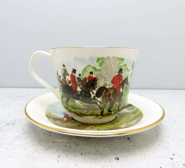 Vintage Elizabethan Bone China Fox Hunt Cup & Saucer - GC5 Auctions