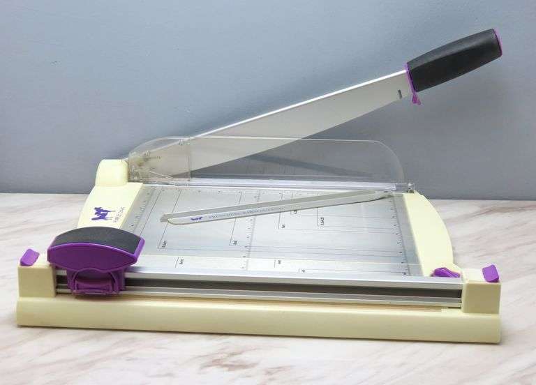 Purple Cows Paper Cutter - GC5 Auctions
