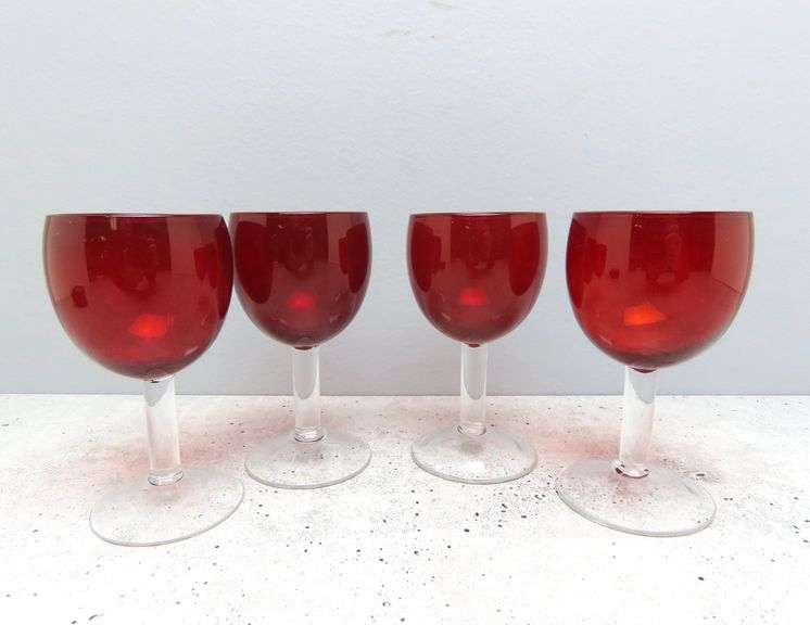 Lot of 4 Red Cordial Glasses - GC5 Auctions