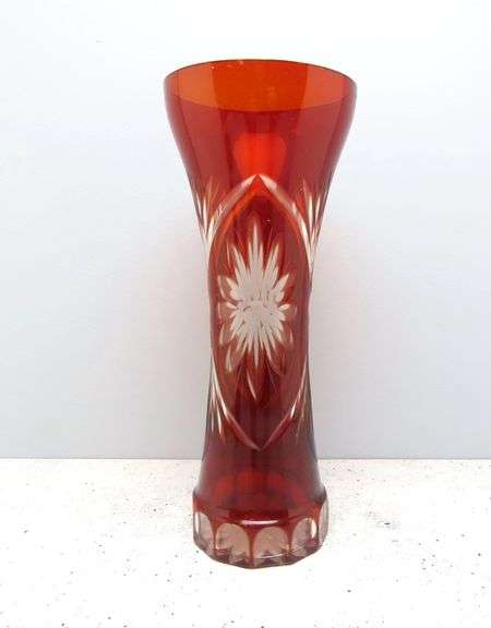Beautiful Tall Ruby Red Cut-to-Clear Vase - GC5 Auctions