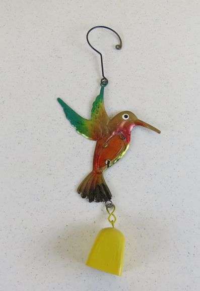 Hanging Metal Hummingbird Bell - GC5 Auctions