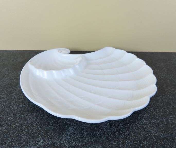 Vintage Shafford Original "Shell" Ceramic Serving Dish - GC5 Auctions
