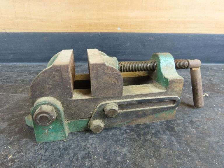 Heavy Duty Bench Mount Vise - GC5 Auctions