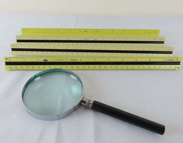 Lot of 4 Architectural Scale Rulers & a Magnifying Glass - GC5 Auctions