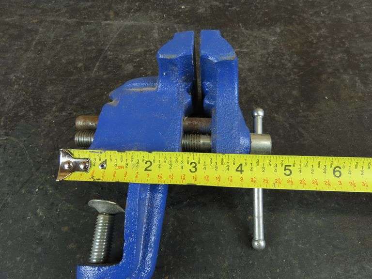 Irwin Screw Mount Vise - GC5 Auctions