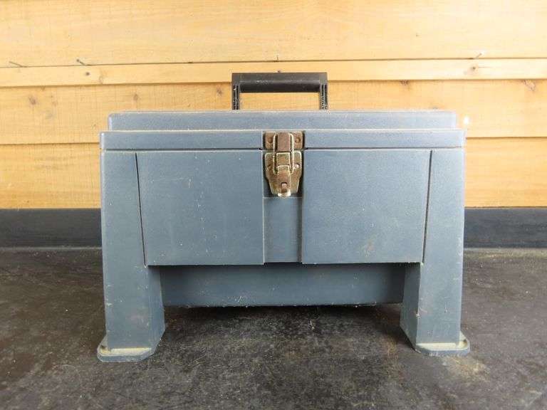 Stack-On Step Stool Tool Box with Tray - GC5 Auctions