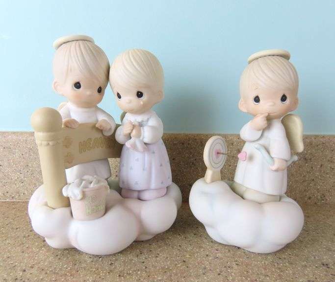 Lot of 2 Vintage Precious Moments Figures - GC5 Auctions
