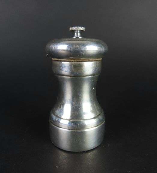 Sterling Silver Pepper Mill - GC5 Auctions