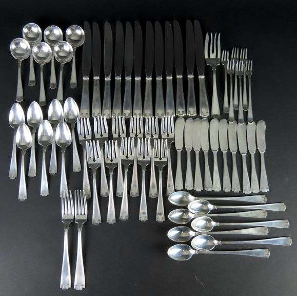 62 Pieces of Gorham "Etruscan" Sterling Silver Flatware - 1388g - GC5 ...