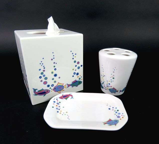 Fish Themed Bathroom Set with Tissue Holder - GC5 Auctions
