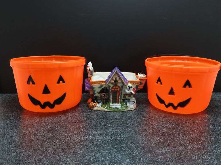 Ceramic Halloween Haunted House Planter with 2 Trick or Treat Buckets ...