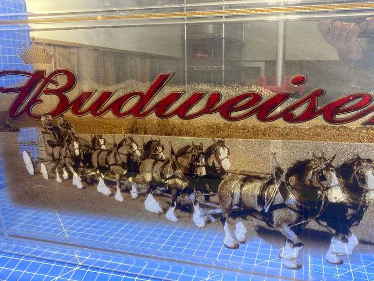 Budweiser Clydesdales mirror - Gregg Auctions