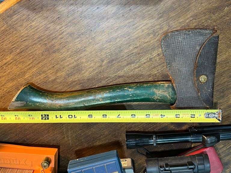Vintage Kelly Quality Hatchet - Gregg Auctions