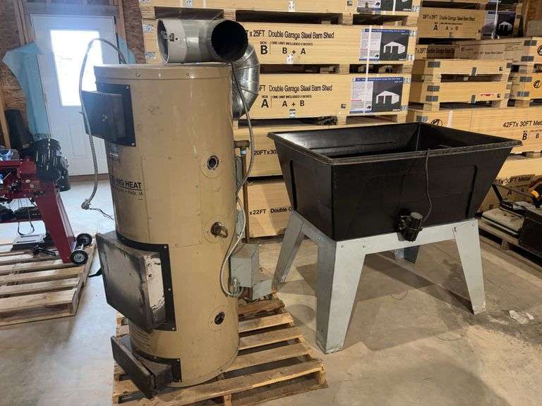 Pellet boiler and hopper - Gregg Auctions