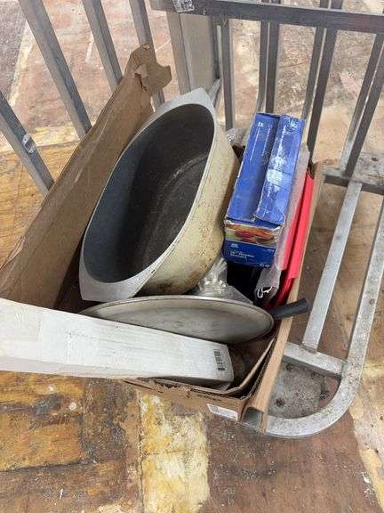 Pots and pans + - Gregg Auctions