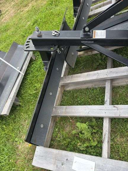 Paladin 5’ scraper blade - Gregg Auctions