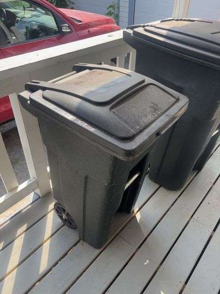 Garbage pails + - Gregg Auctions