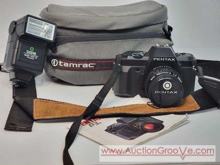 Pentax P3N Camera with Sunpak Auto 144D Thyristor and Tamrac Case. SMC ...