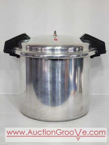 Mirro 22 Quart Pressure Cooker. P - AuctionGrooVe.com 608-792-2437