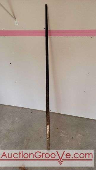 51" metal Pry Bar with 1 1/16" wide tip. G - AuctionGrooVe.com 608-792-2437