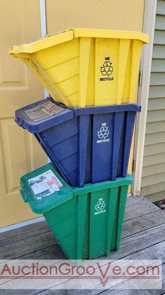 3 - Tucker Stacking Lidded Bins. Hose 'em off and fill 'em up. S ...