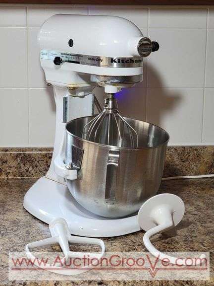 KitchenAid Mixer K5SS. With Attachments. Works. K - AuctionGrooVe.com ...