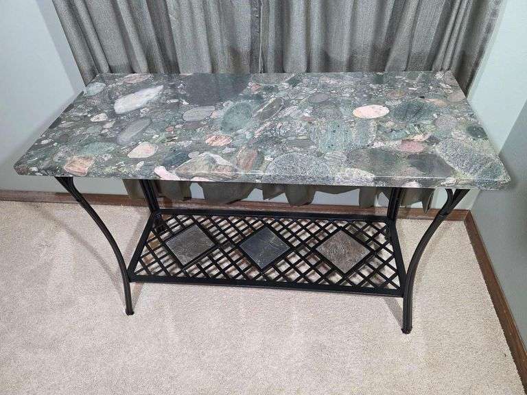 Verde Marinace Granite table. Very Heavy! 44.5 x 19 x 31. * you must ...