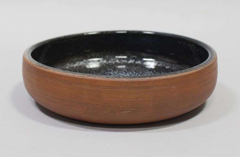 Luke Orton Lindoe - Hodgins Halls Auction Group