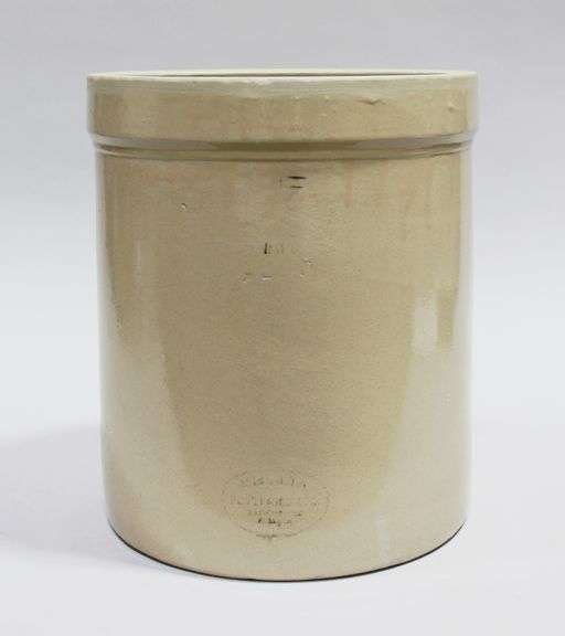 MEDALTA POTTERIES 3 GALLON CROCK - Hodgins Halls Auction Group