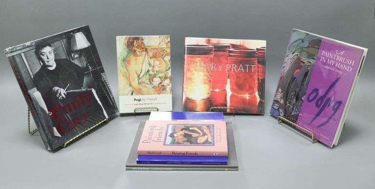 CANADIAN ART BOOKS, WOMEN ARTISTS (8) - Hodgins Halls Auction Group