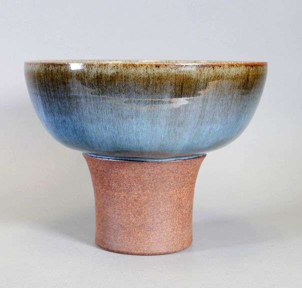 Luke Orton Lindoe - Hodgins Halls Auction Group