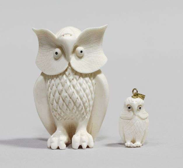 CARVED IVORY OWL FIGURE & PENDANT - Hodgins Halls Auction Group