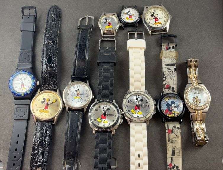 Collection of Mickey Mouse Watches and watch faces - Hash Auctions
