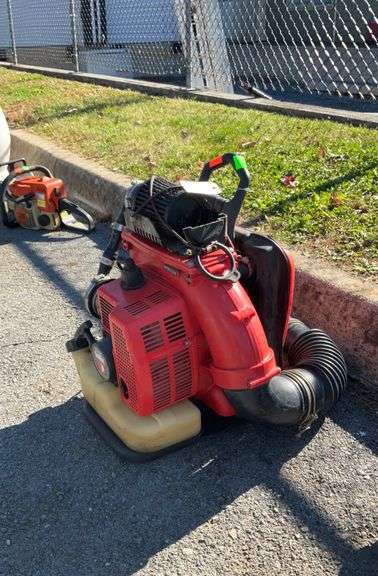 Redmax EB440 backpack Blower, starts but needs some work - Hash Auctions
