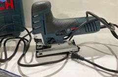 Bosch Jigsaw with accessories - Hash Auctions